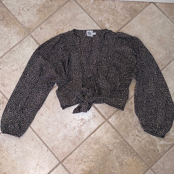 Princess Polly | Tops | Princess Polly Tie Front Top | Poshmark